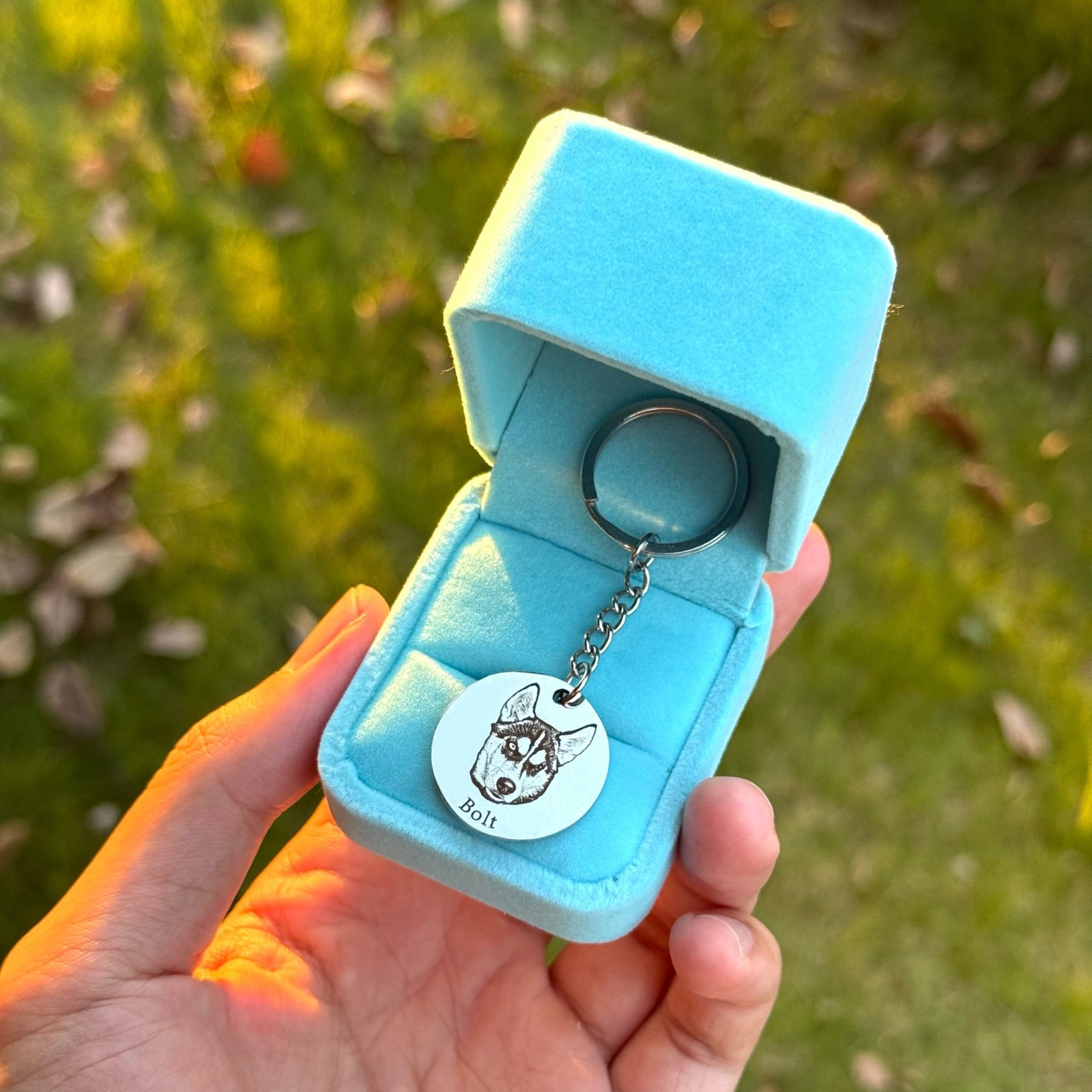 Personalized Pet Face Keychain - PetPalsDIY.com